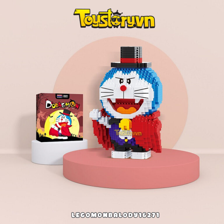 Lego Doraemon 44cm Doraemon mặc áo đỏ đội mũ lông chim LEGODMONHAI8857