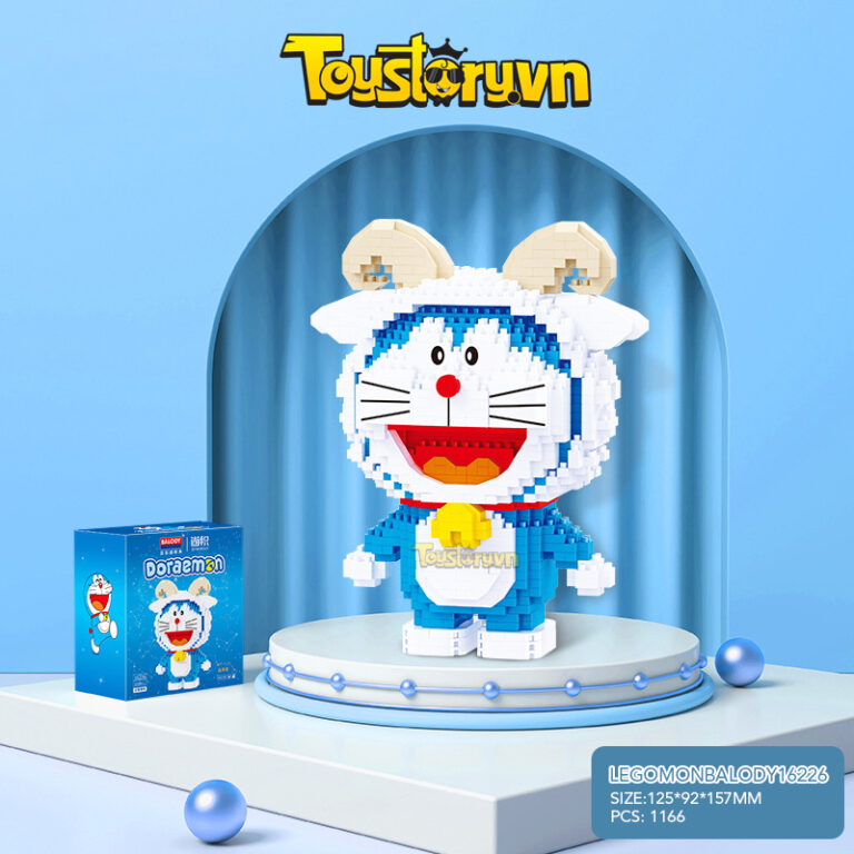 Lego Doraemon 44cm Doraemon mặc áo đỏ đội mũ lông chim LEGODMONHAI8857